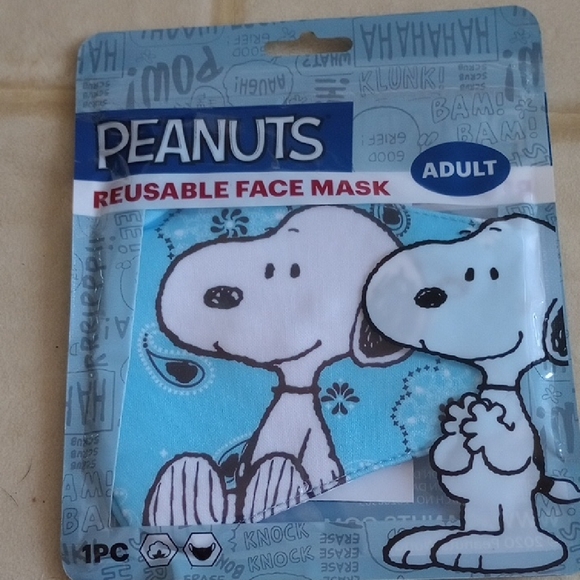 Peanuts | Accessories | 5 Nwt Peanuts Snoopy Blue And White Face Mask ...